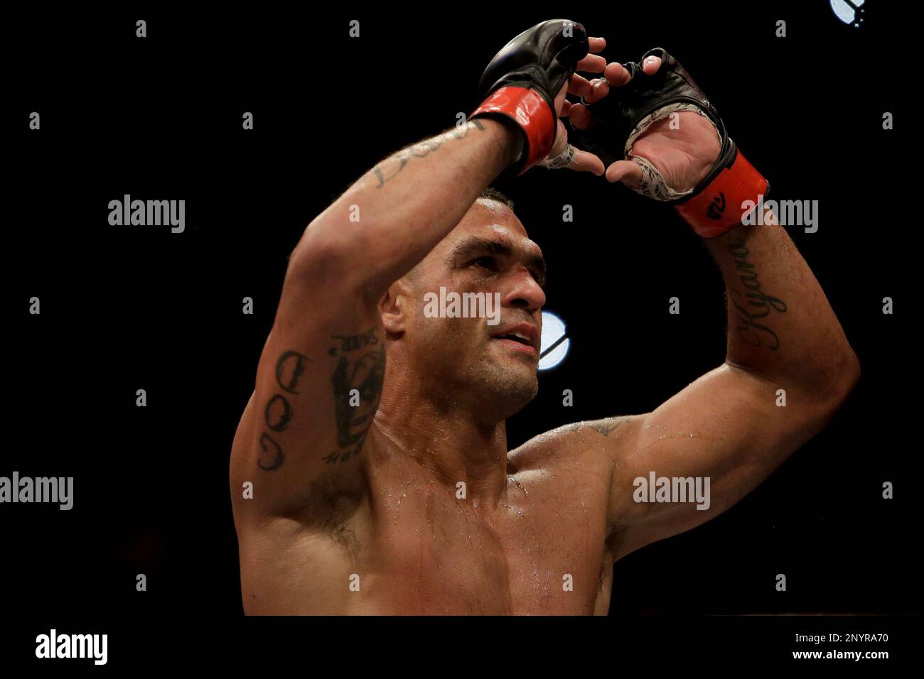 UFC - 212 Aldo vs. UFC - Rio de Janeiro Holloway - Viror Belfort wins ...