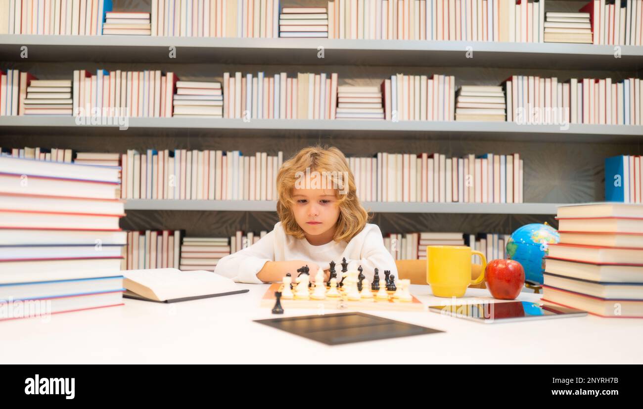 Strategic thinker hi-res stock photography and images - Alamy