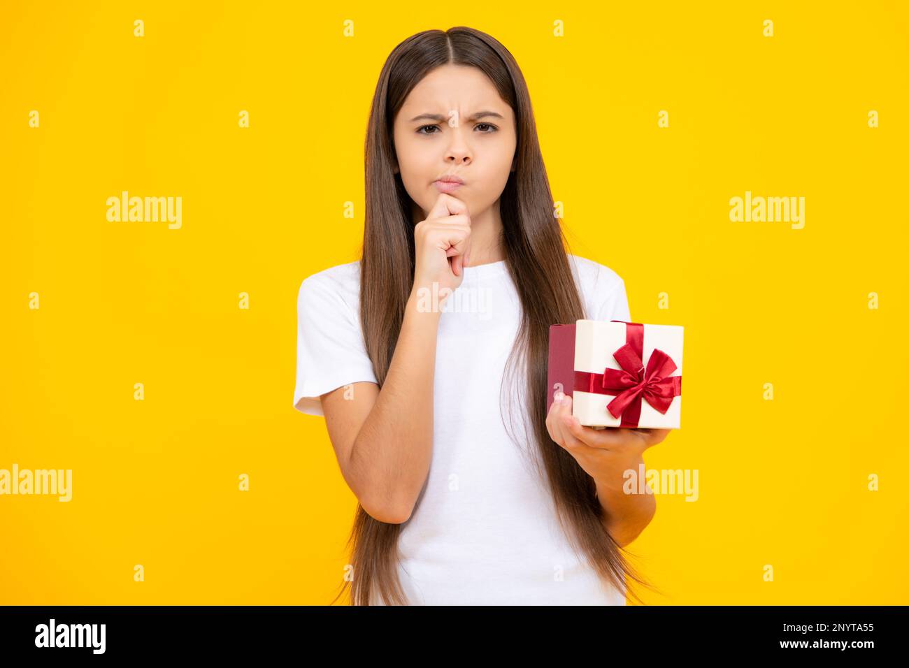 Teenager kid with present box. Teen girl giving birthday gift. Present ...