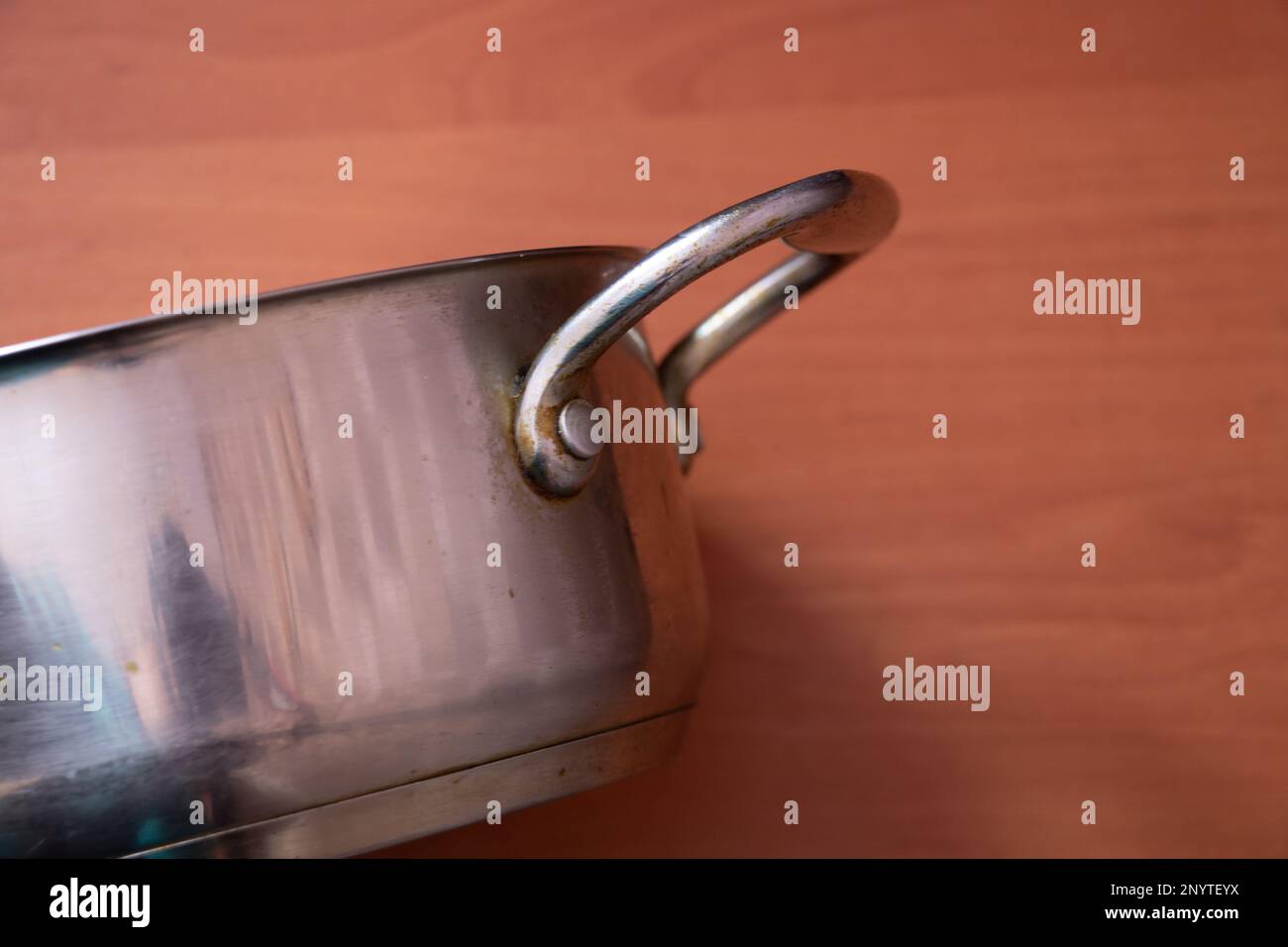 Kitchen pan shiny hi-res stock photography and images - Alamy