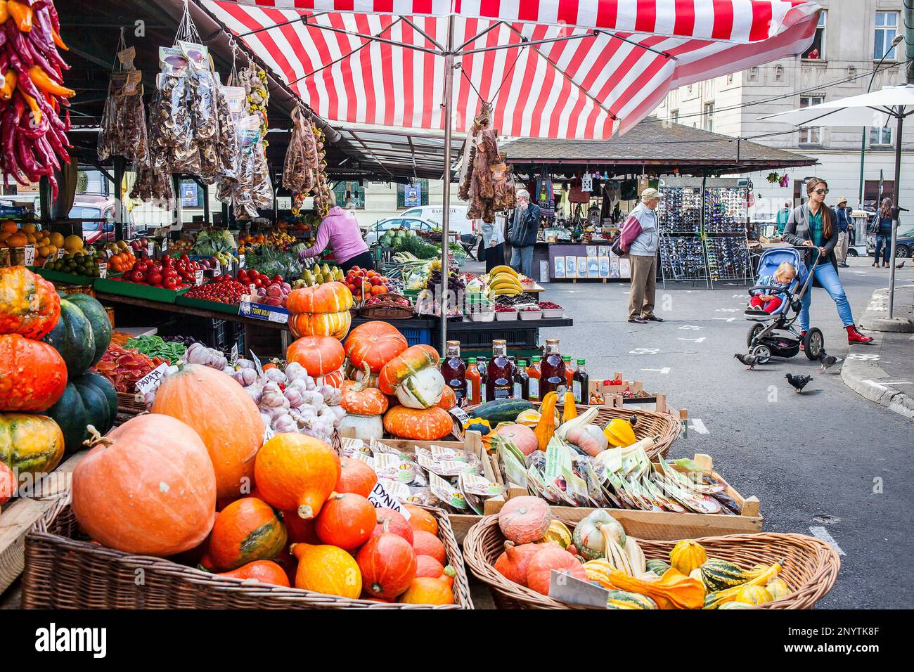 Plac Nowy, Square, Kazimierz district, Krakow, Polonia Stock Photo - Alamy
