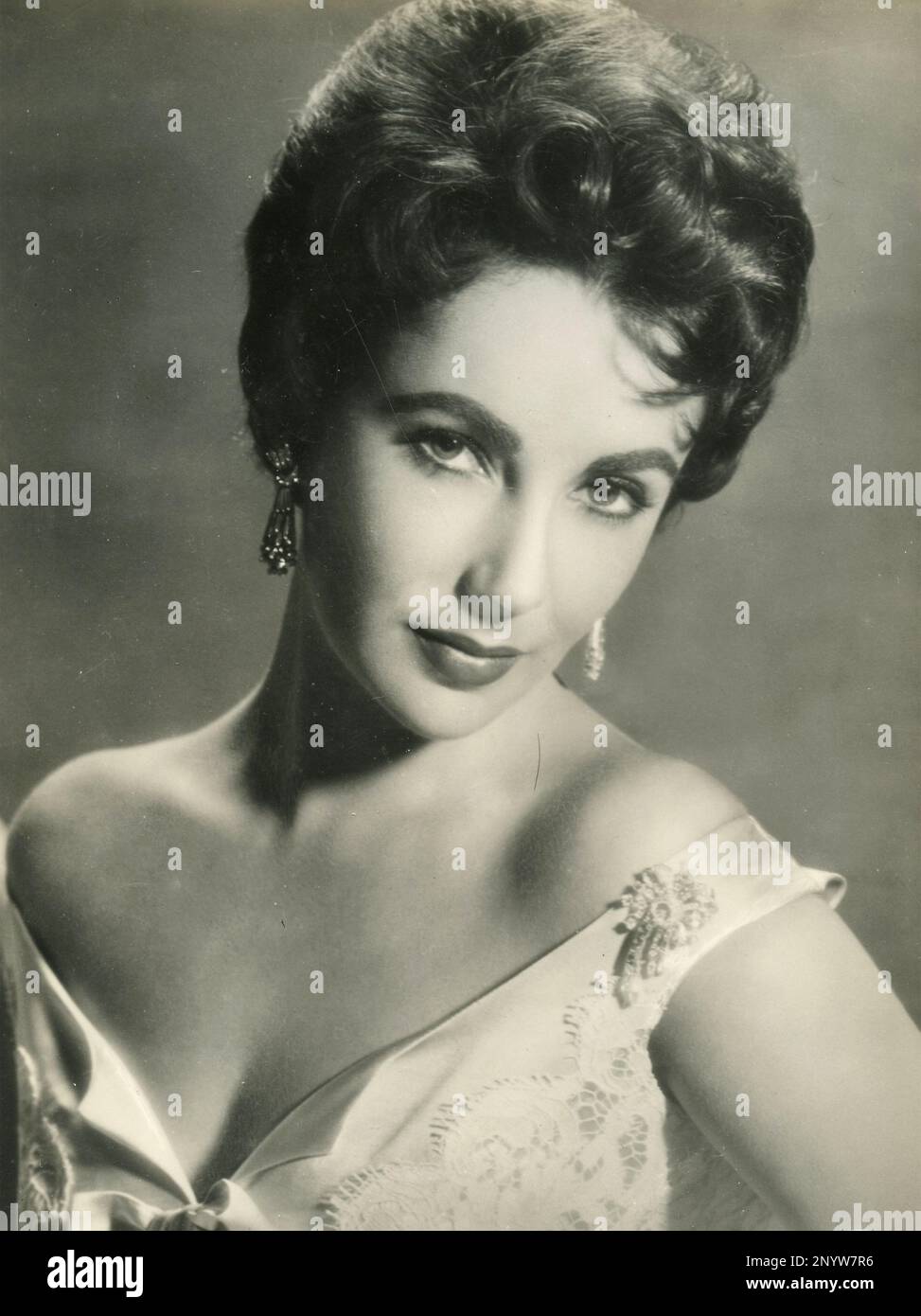Giant Movie Elizabeth Taylor