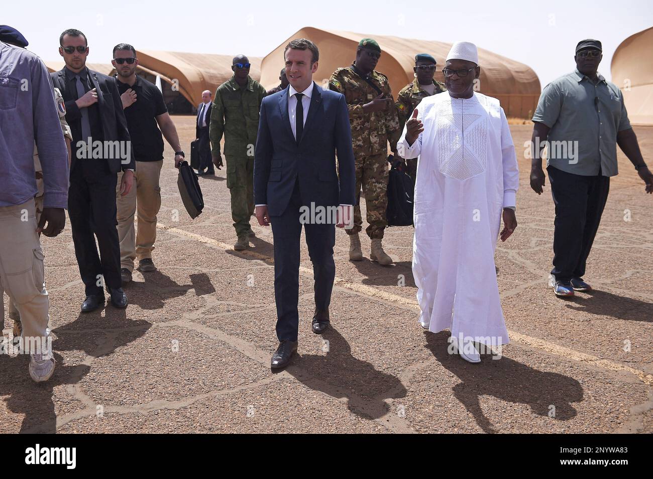 French President Emmanuel Macron, center, and Mali's President Ibrahim ...