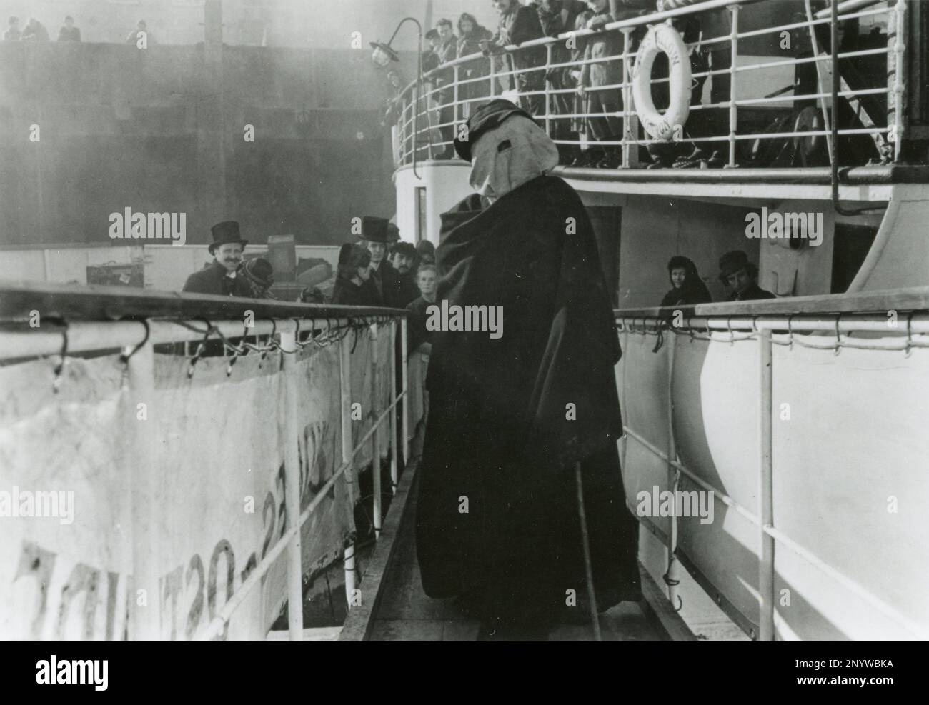 The elephant man hi-res stock photography and images - Alamy