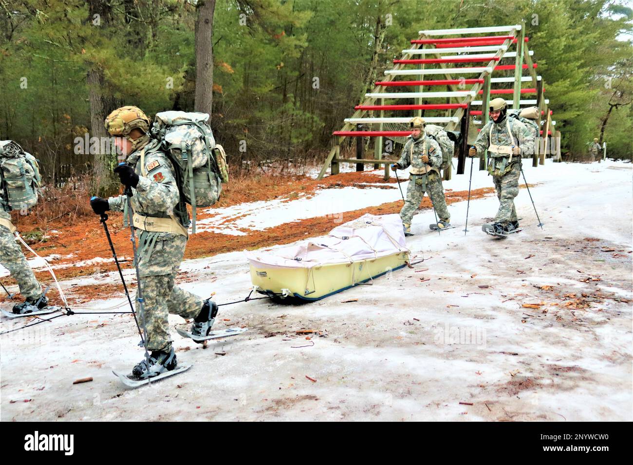 Airmen with multiple Air National Guard and Air Force Reserve security ...