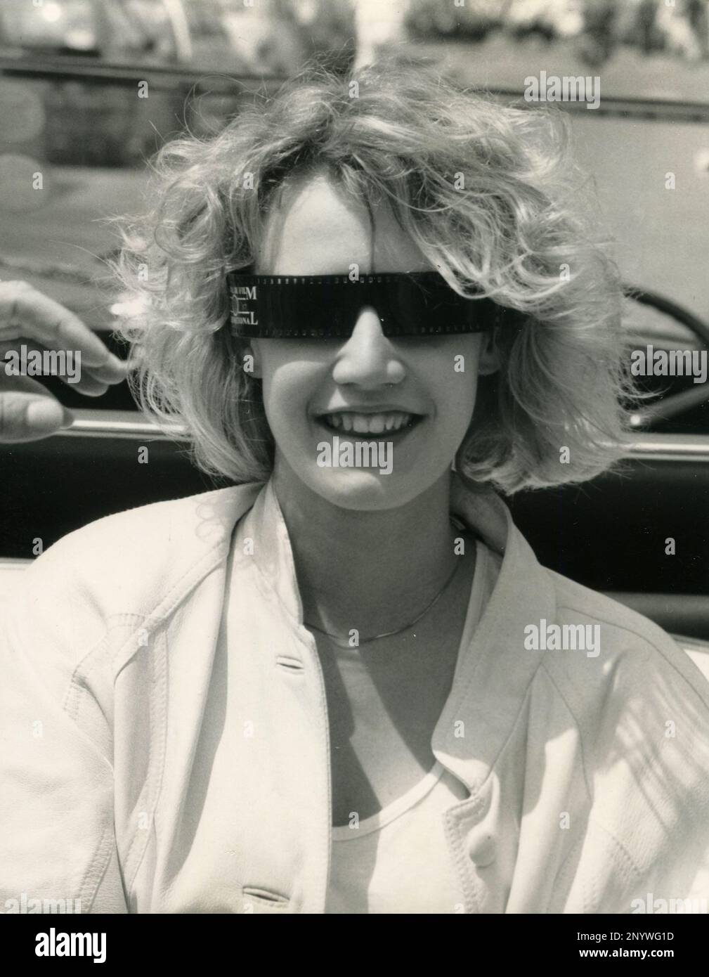 Emily lloyd hi-res stock photography and images - Alamy