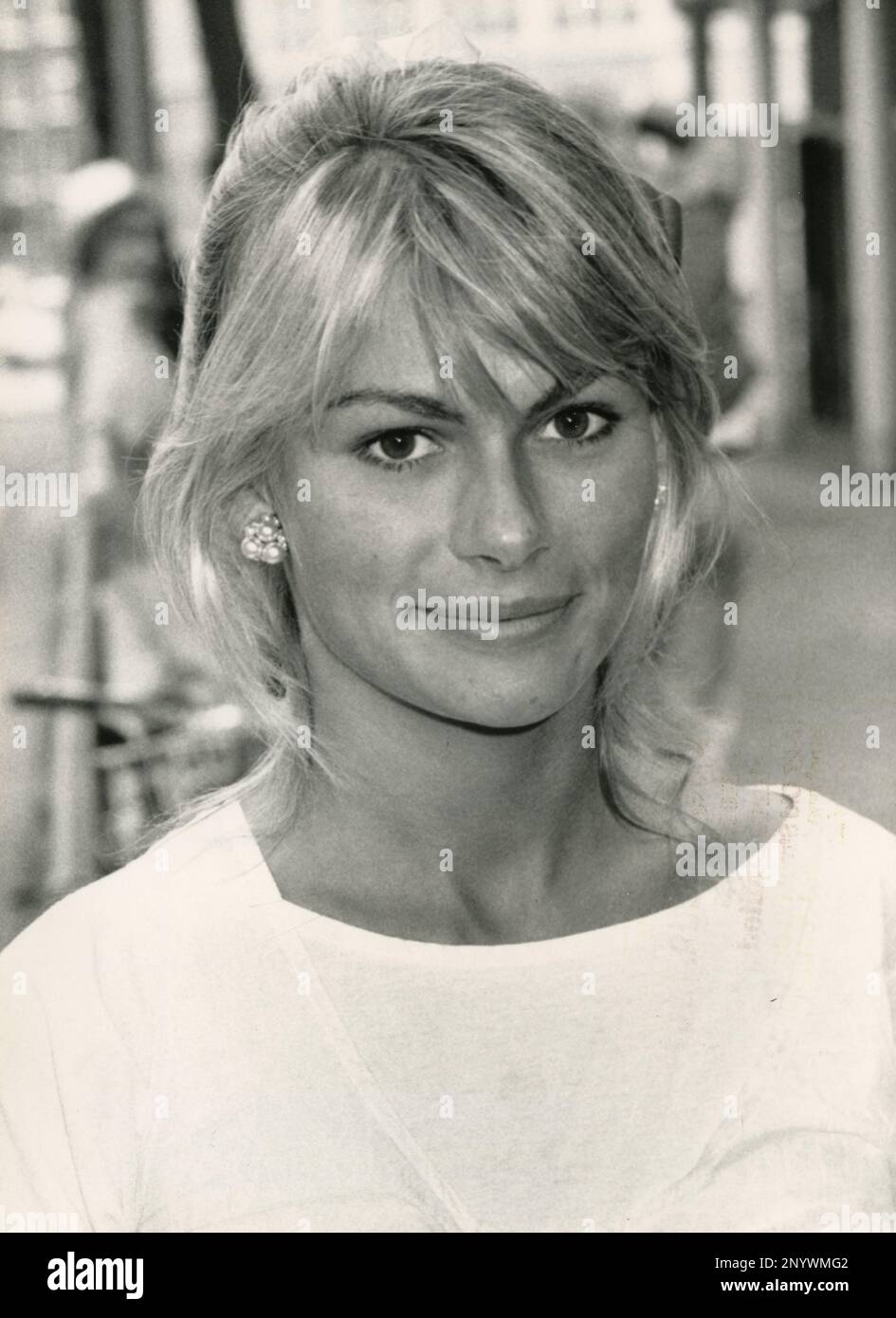 Rachel bell actress hi-res stock photography and images - Alamy