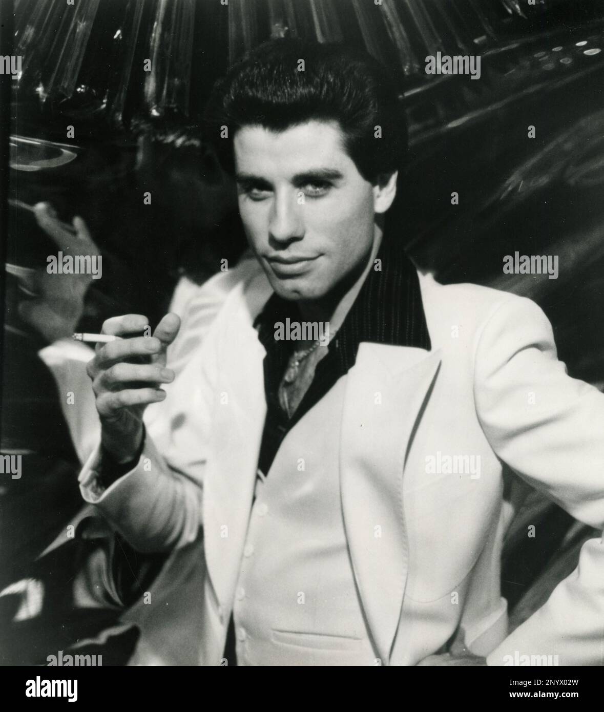 1977 usa john travolta hi-res stock photography and images - Alamy