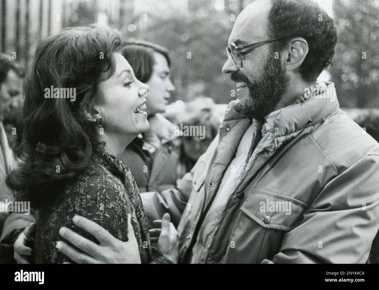 Marsha mason laugh hi-res stock photography and images - Alamy