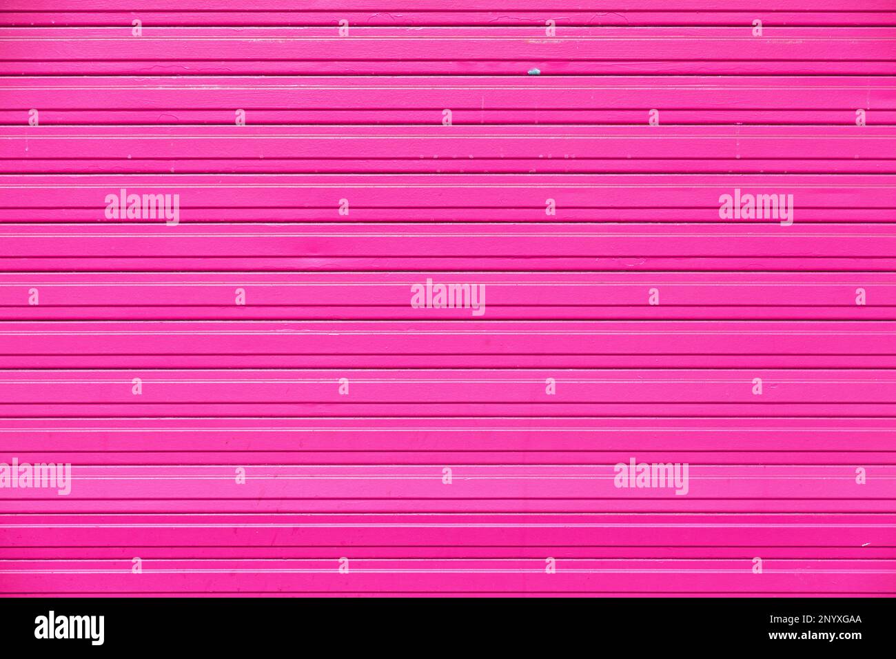Pink iron hi-res stock photography and images - Alamy