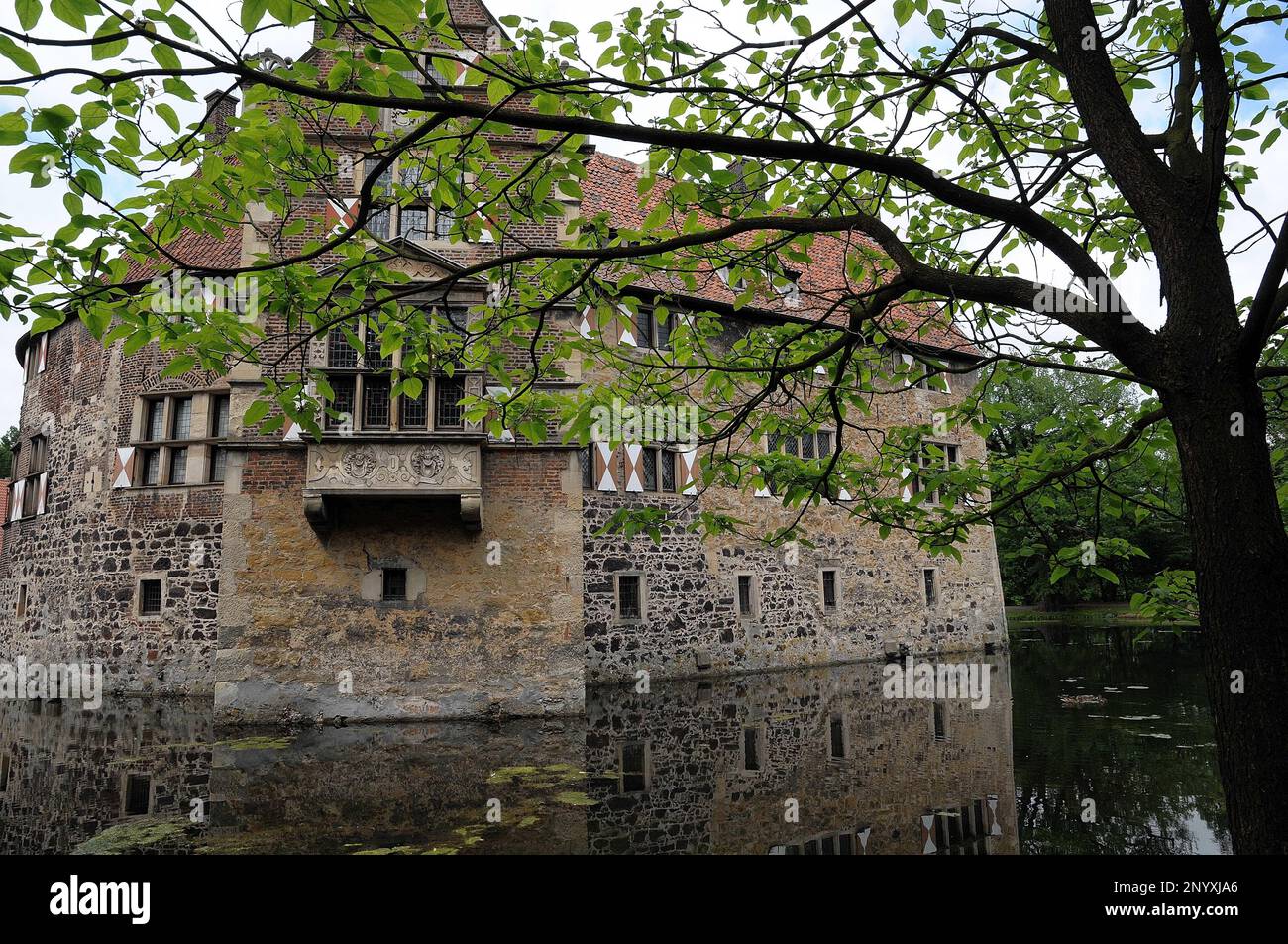 vischering castle in germany Stock Photo - Alamy