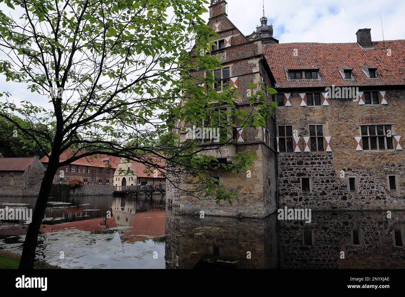 vischering castle in germany Stock Photo - Alamy