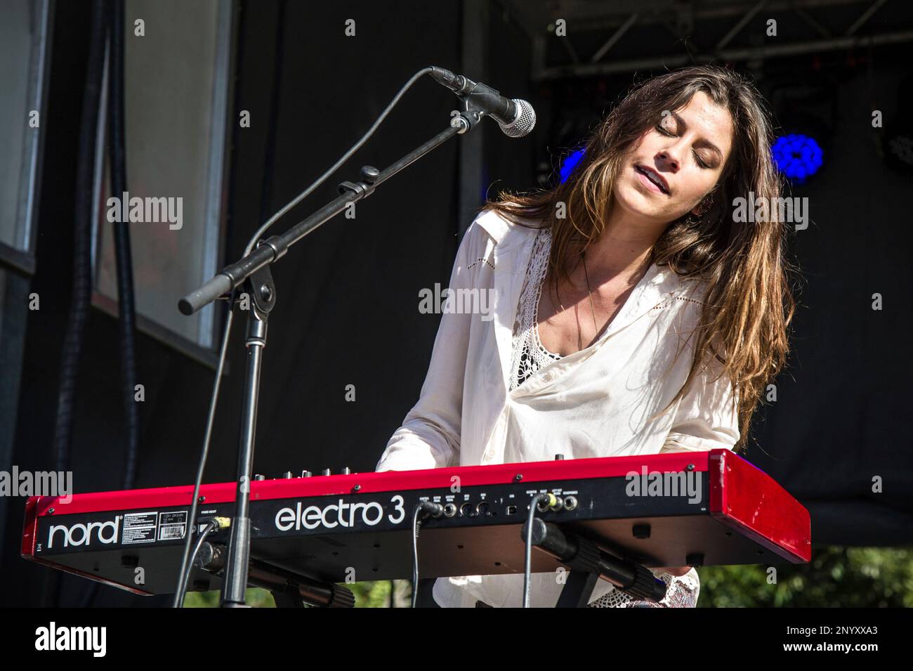 Katie Toupin of Houndmouth performs at the Austin City Limits Music ...