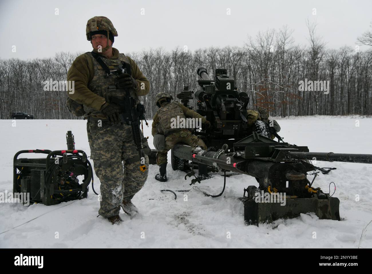 A gun team from the 1-120th Field Artillery Regiment, Wisconsin Army ...