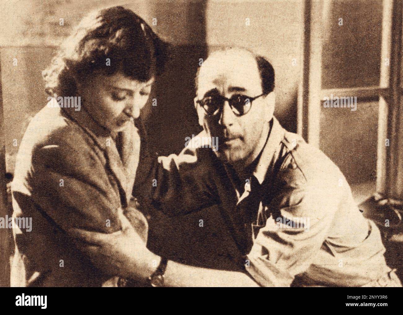 1945 , ITALY : The italian movie director MARIO CAMERINI ( Roma 1895 ...