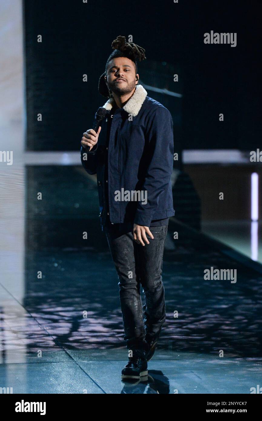 The Weeknd walks the runway for The 2015 Victoria's Secret Fashion Show ...