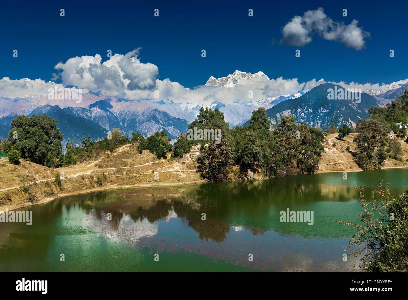 Choukhamba range hi-res stock photography and images - Alamy