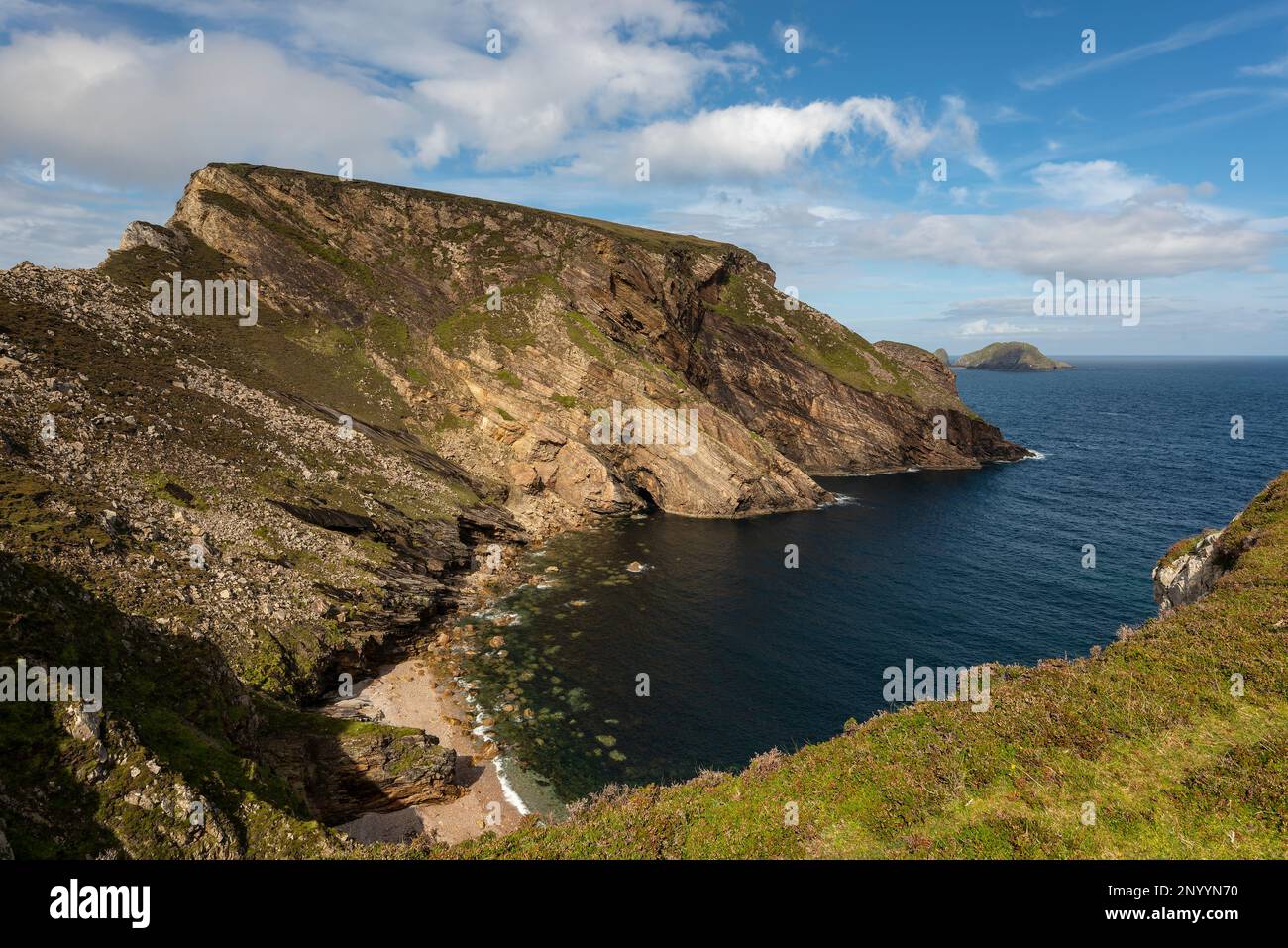 Coastal cliffs of Doonvinalla peninsula, Benwee Loop Walk, County Mayo ...