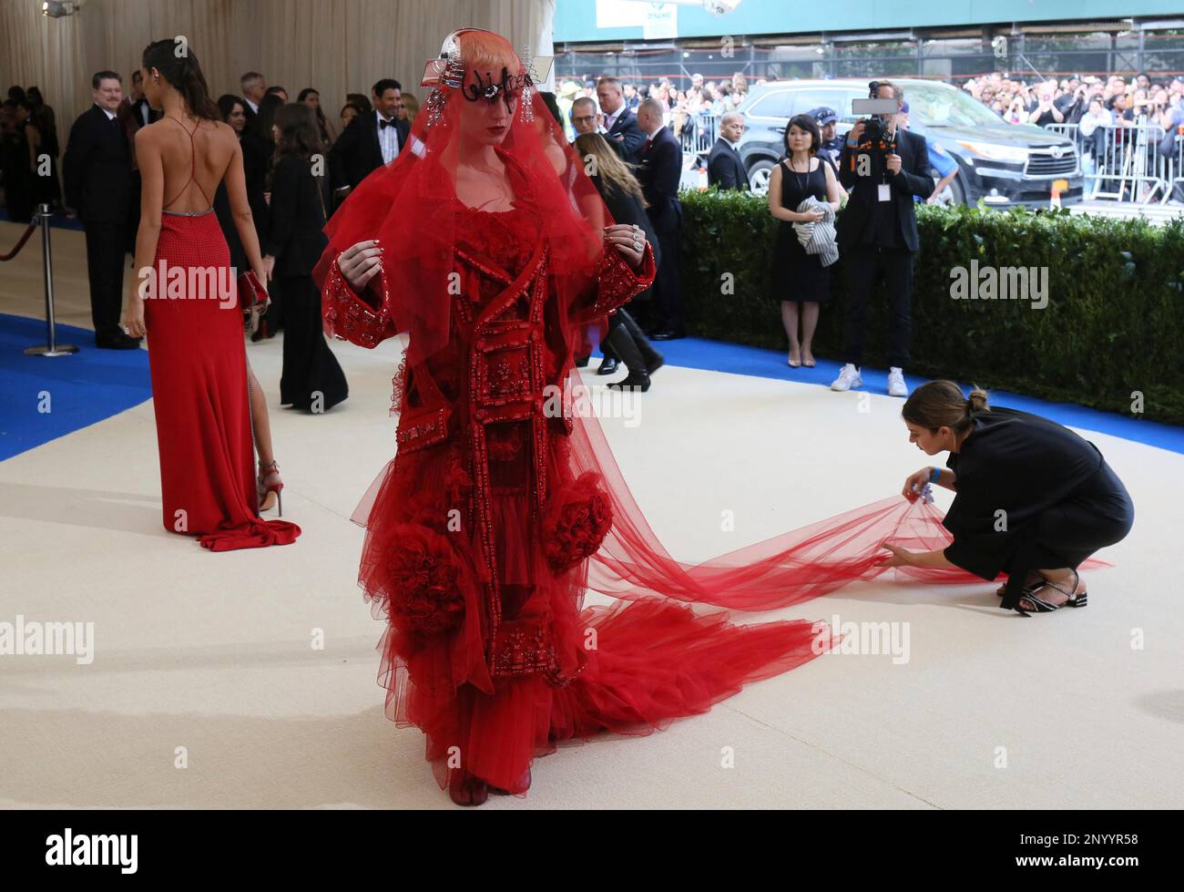 Singer Katy Perry attends The Metropolitan Museum of Art's Costume ...