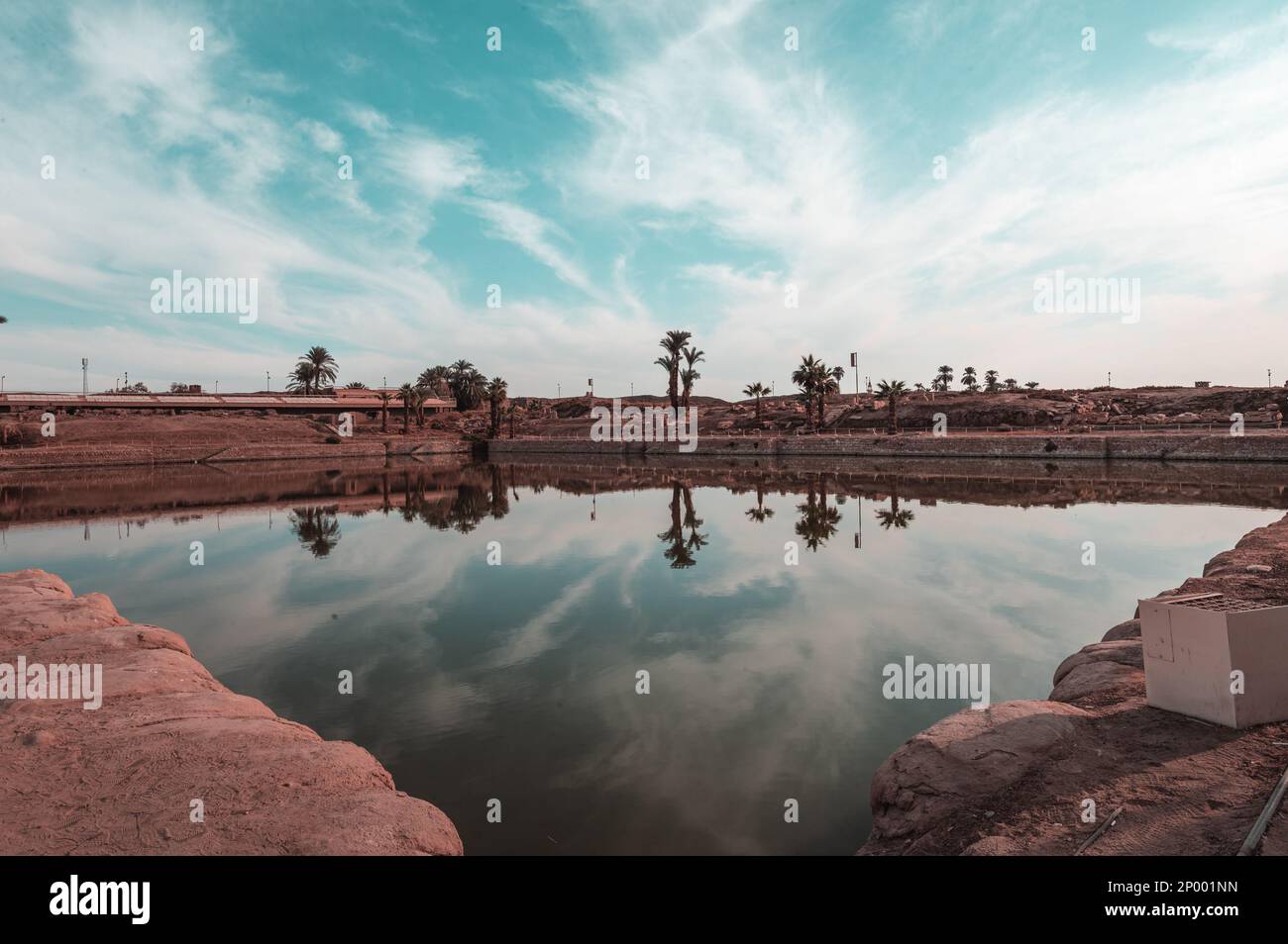 Wide Angle Sacred Pool in Karnak Temple, Luxor Egypt with Blue Sky ...