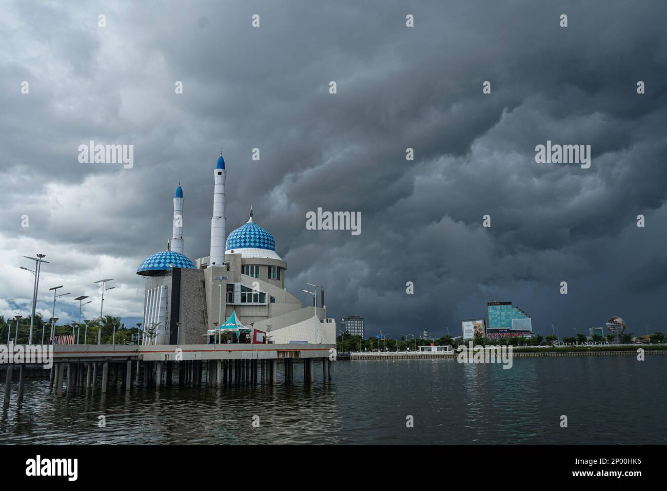 March 2023 extreme weather hi-res stock photography and images - Alamy