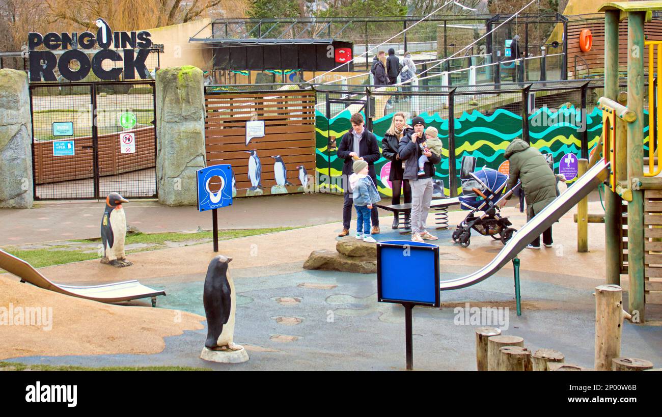 Family 2023 hi-res stock photography and images - Alamy