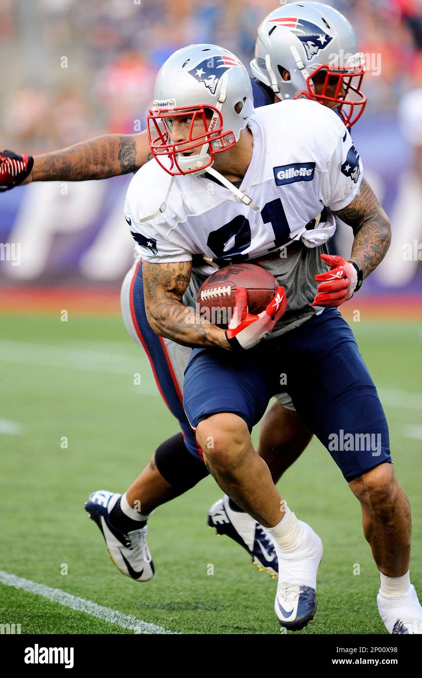 August 1, 2012: New England Patriots tight end Aaron Hernandez #81 ...