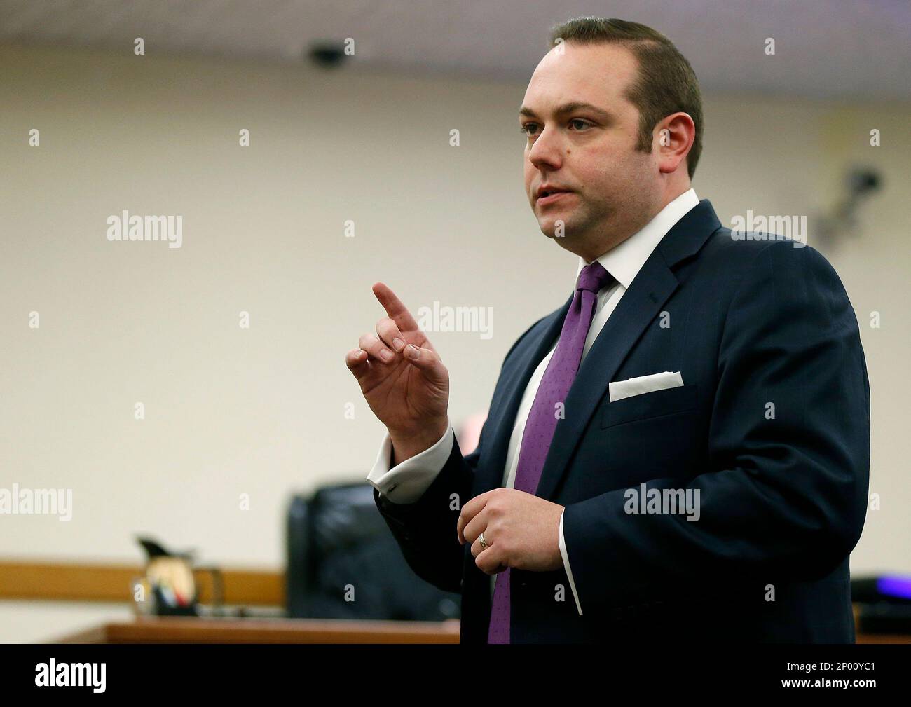 Defense attorney Richard J. Fuschino Jr. talks to the jury during the ...