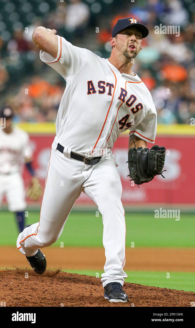 April 17, 2017: Houston Astros relief pitcher Luke Gregerson (44 ...