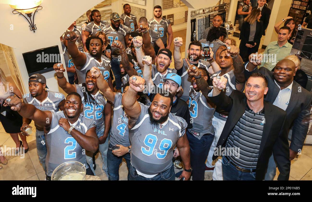Philadelphia Soul in the Arena Football League pose for a photo with ...