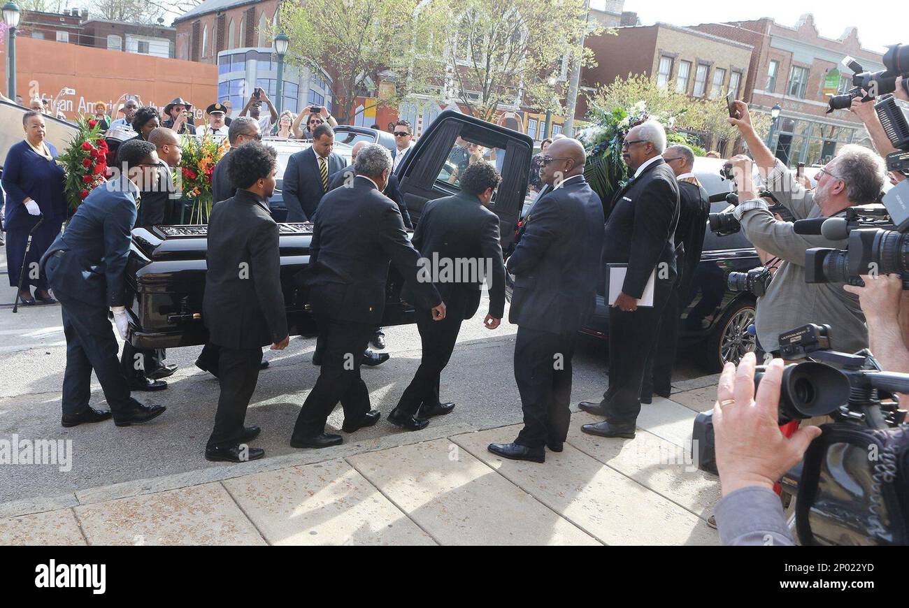 The casket of rock 'n' roll legend Chuck Berry is loaded into a hearse ...