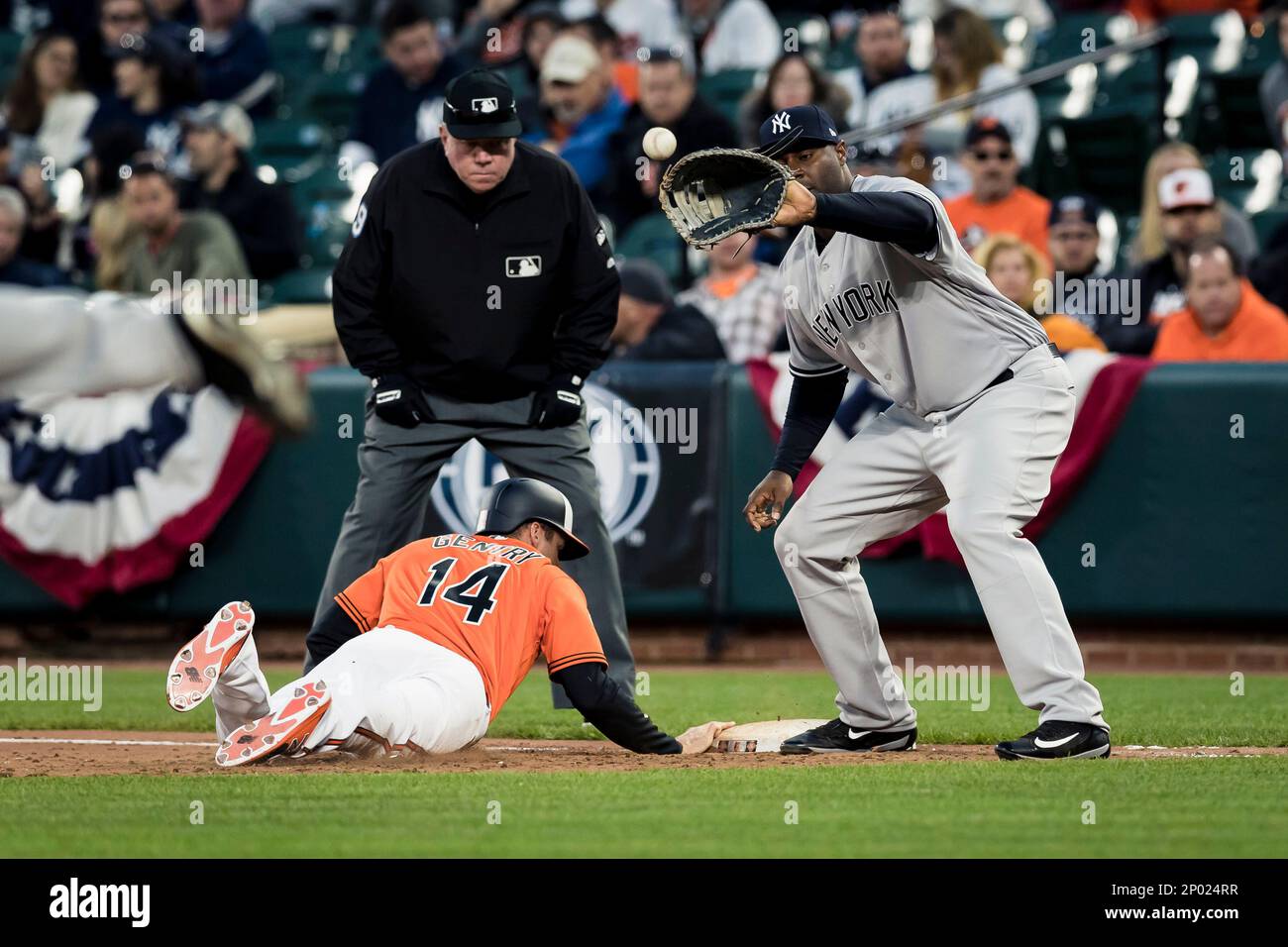 April 8, 2017: Baltimore Orioles left fielder Craig Gentry (14) beats ...