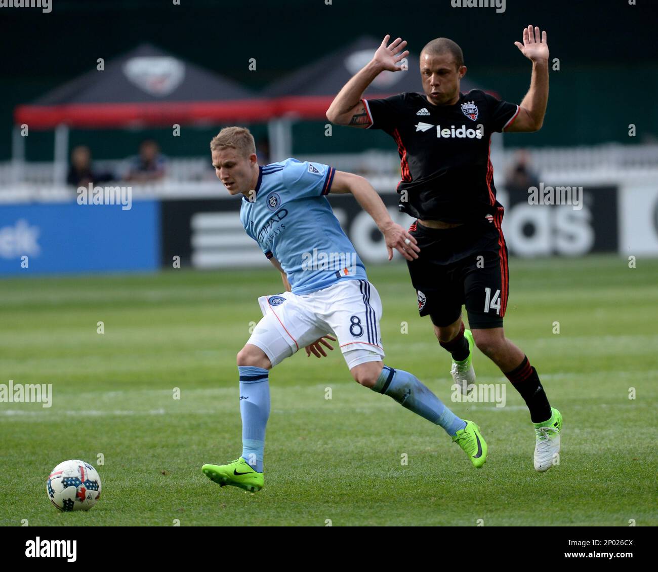 April 8, 2017 - Washington, DC, USA - 20170408 - D.C. United midfielder ...