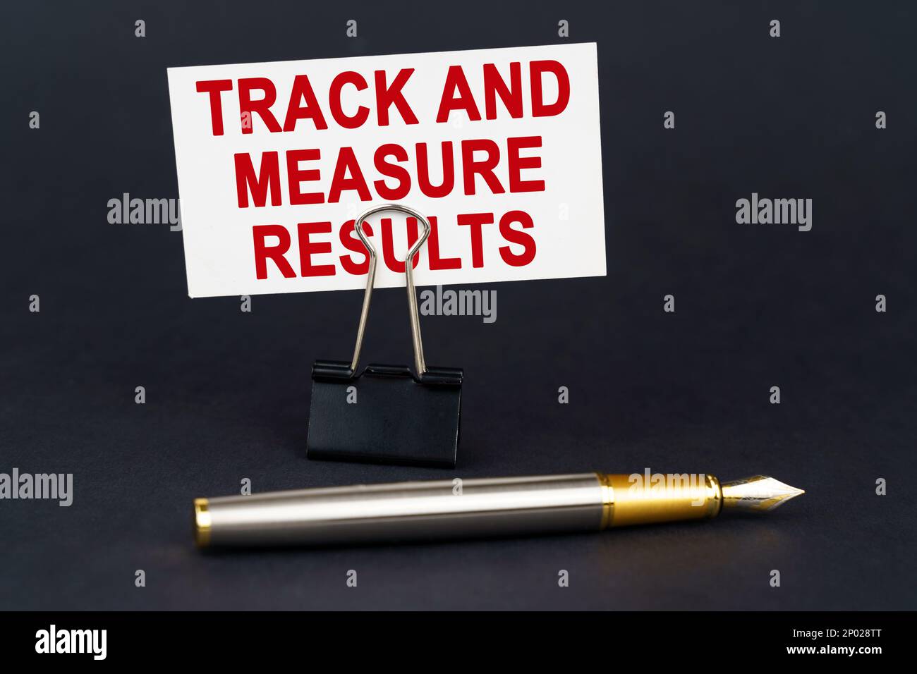 Ruler paper clip measurement hi-res stock photography and images - Alamy