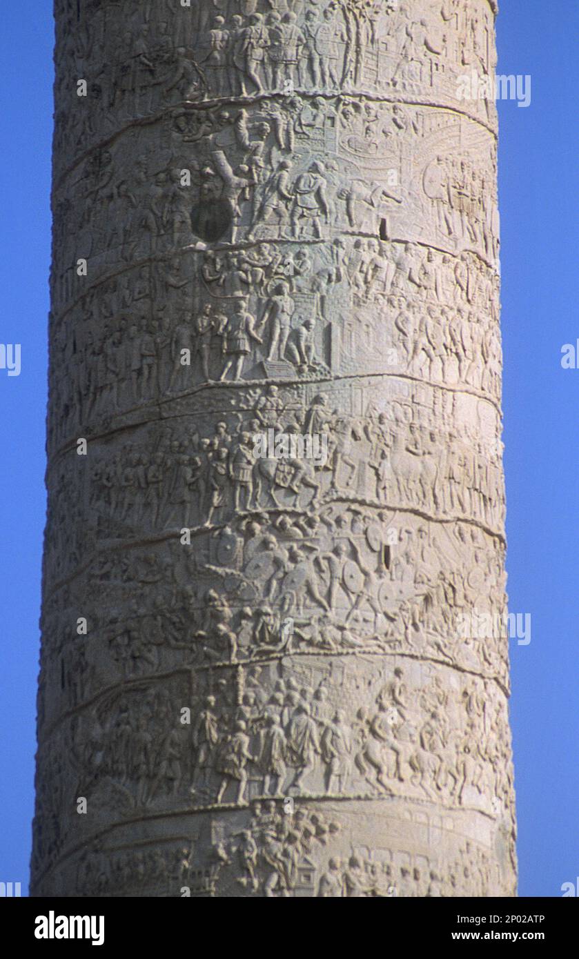 Trajan's column detail building hi-res stock photography and images - Alamy
