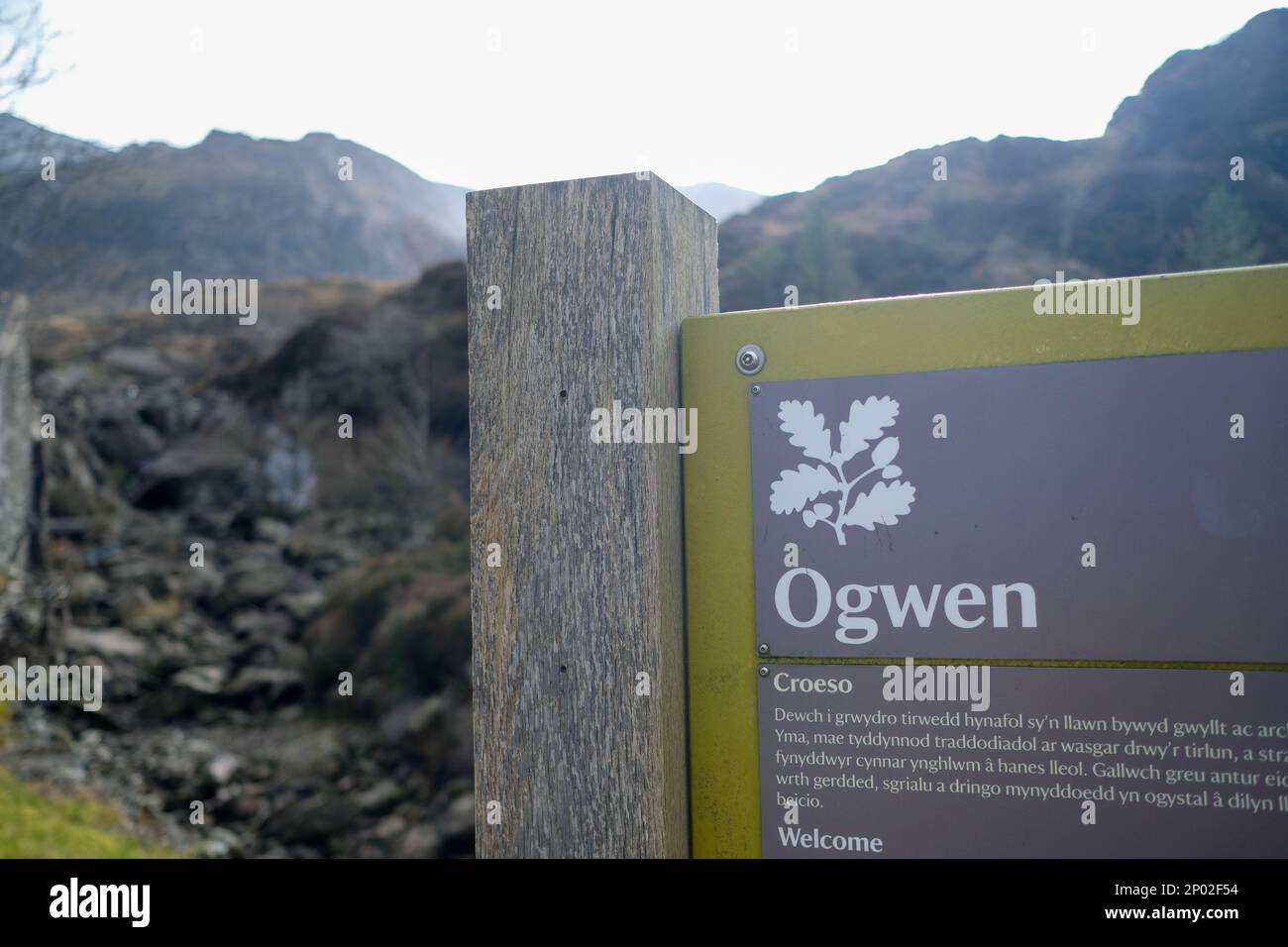 Cwm idwal visitor centre hi-res stock photography and images - Alamy
