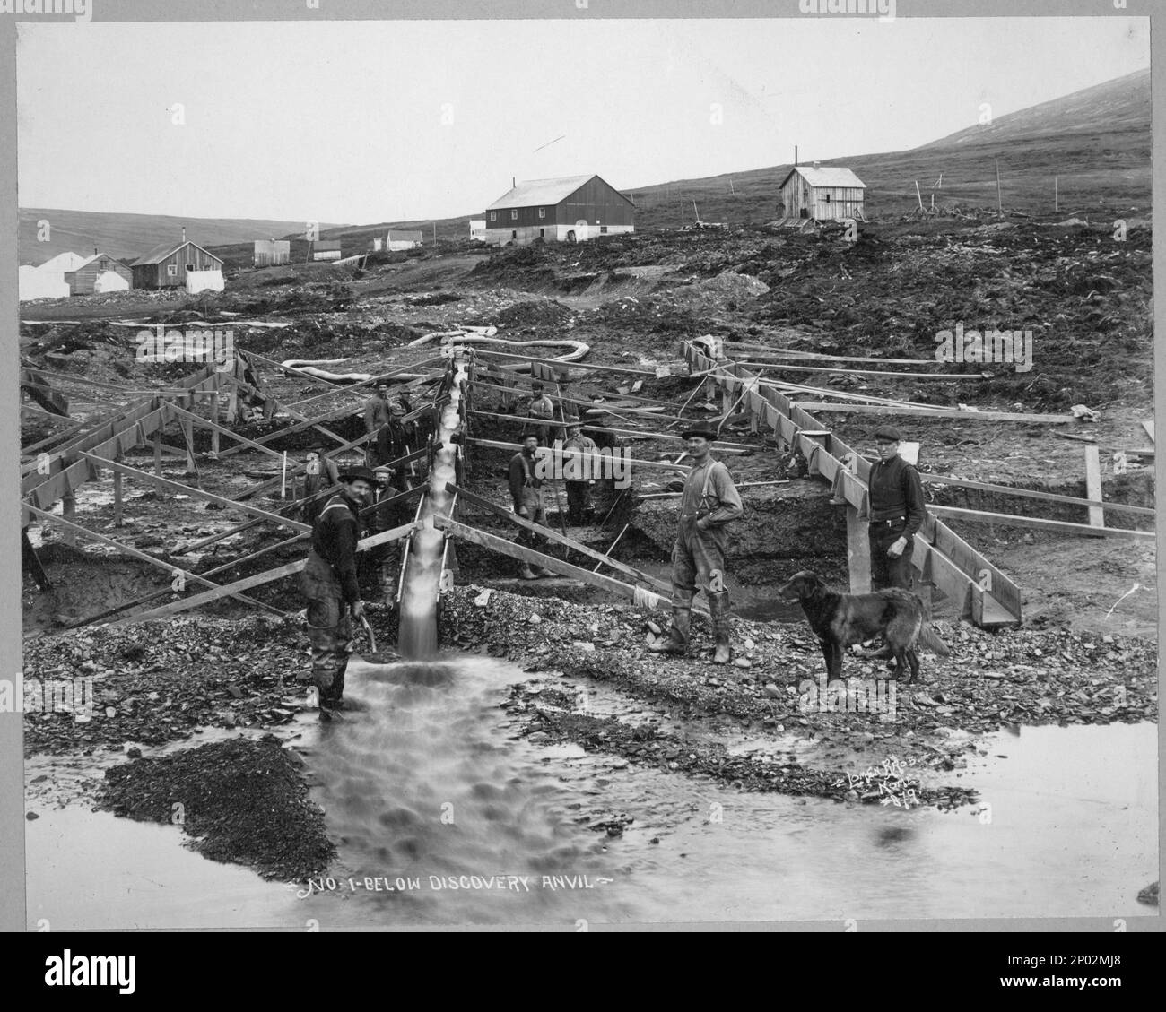 Gold alaska 1910 1920 hi-res stock photography and images - Alamy