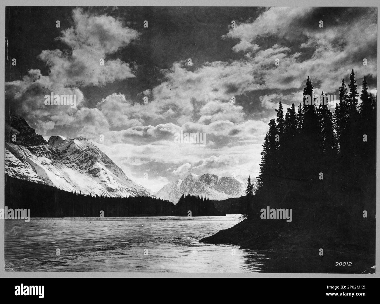 Mountains alaska nome 1920 hi-res stock photography and images - Alamy