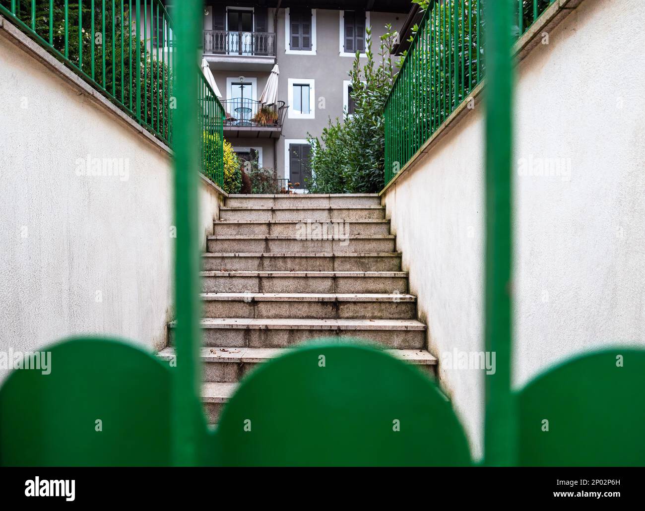 View through old building fence hi-res stock photography and images - Alamy
