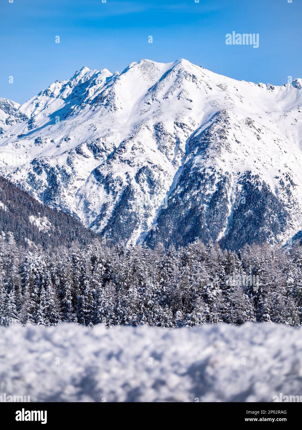 Switzerland engadine alps mountain hi-res stock photography and images ...