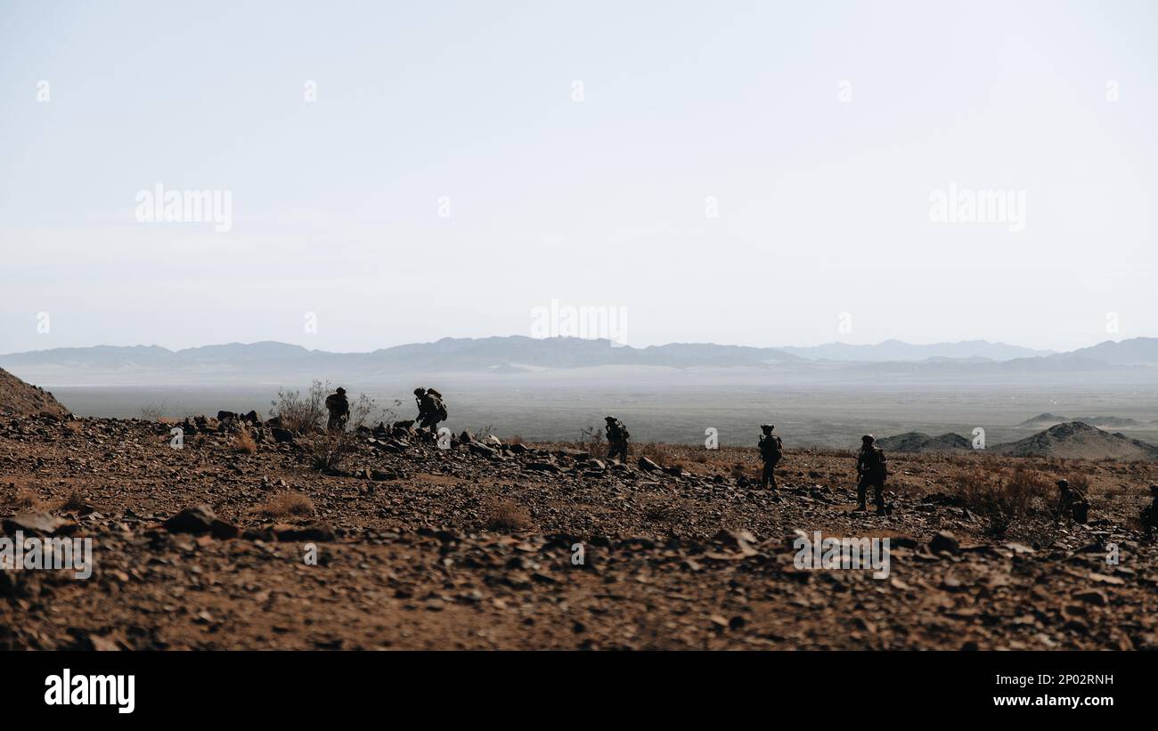 U.S. Marines with 3d Littoral Combat Team, 3d Marine Littoral Regiment ...