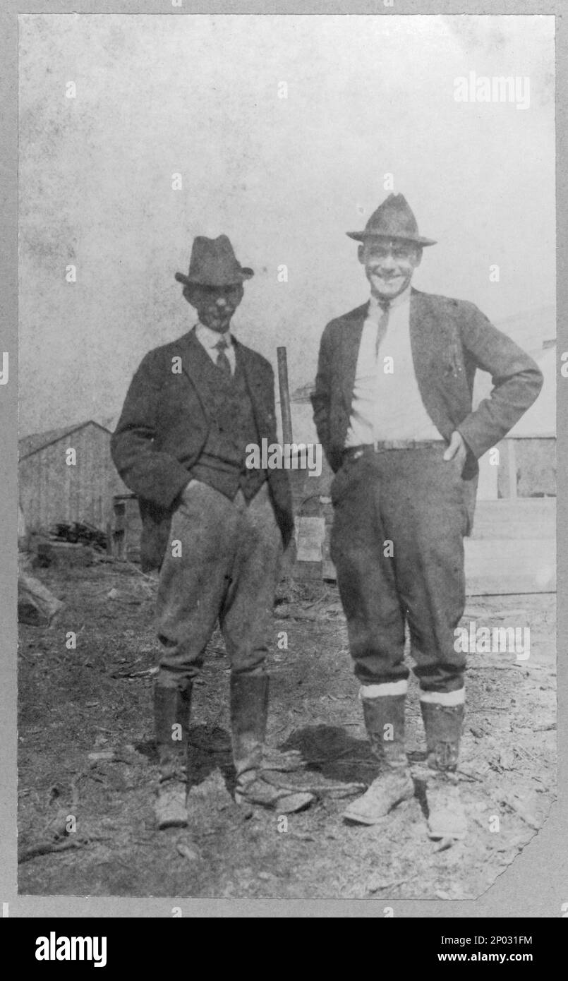 Frank G. Carpenter with Mayor Moore. Frank and Frances Carpenter ...