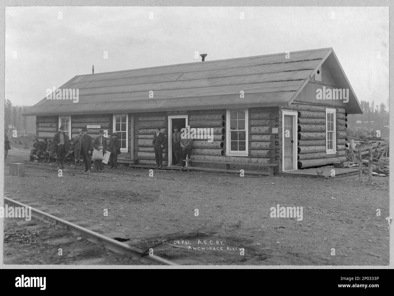 Railroad stations alaska 1890 1940 hi-res stock photography and images ...