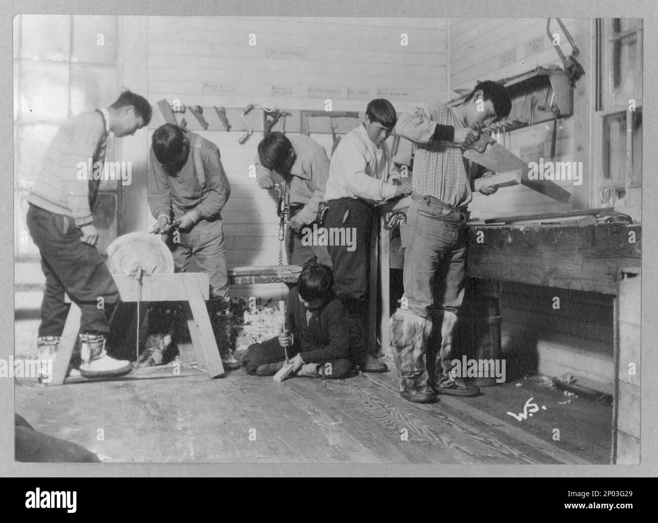 Eskimos doing carpenter work. Frank and Frances Carpenter collection ...