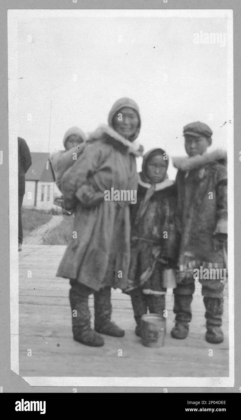 Eskimo village. Frank and Frances Carpenter collection , Gift; Mrs. W ...