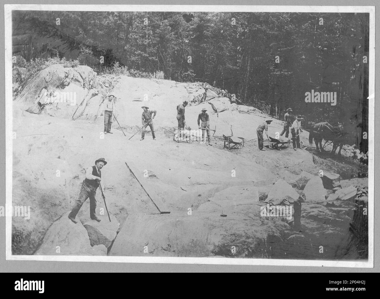 Men breaking rocks Black and White Stock Photos & Images - Alamy