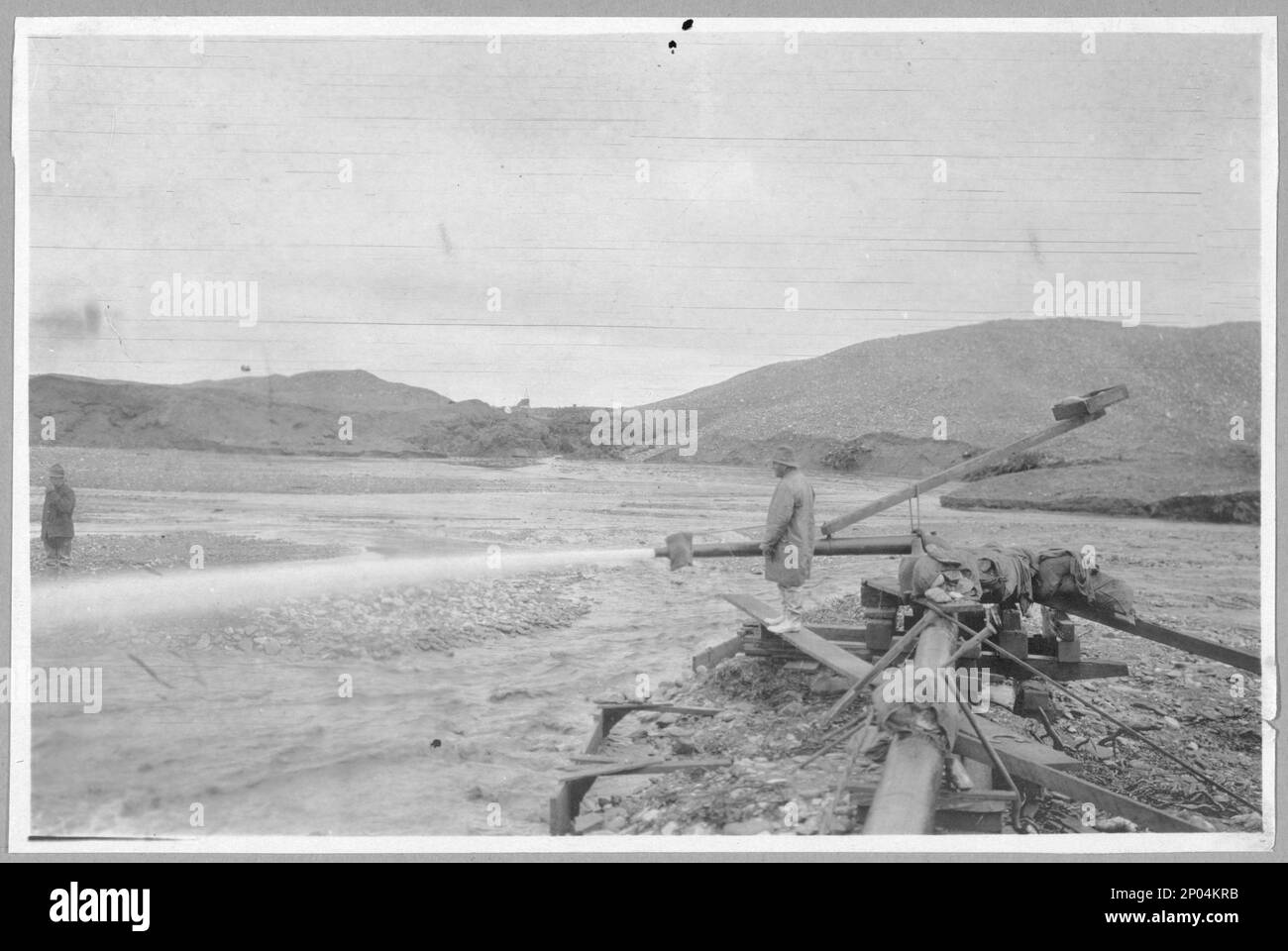 Hydraulic mining alaska nome 1890 1920 hi-res stock photography and ...