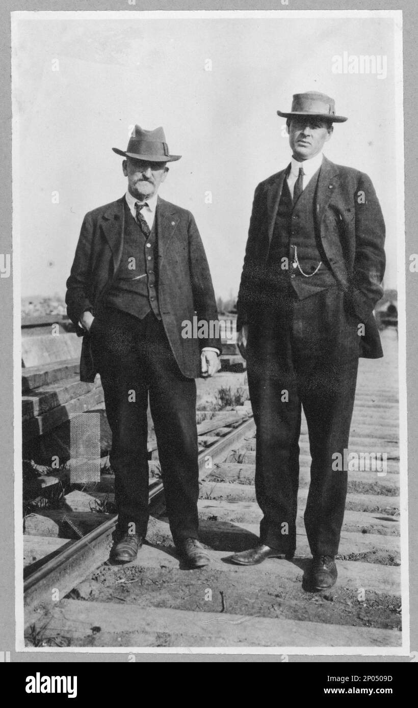 Frank g carpenter Black and White Stock Photos & Images - Alamy