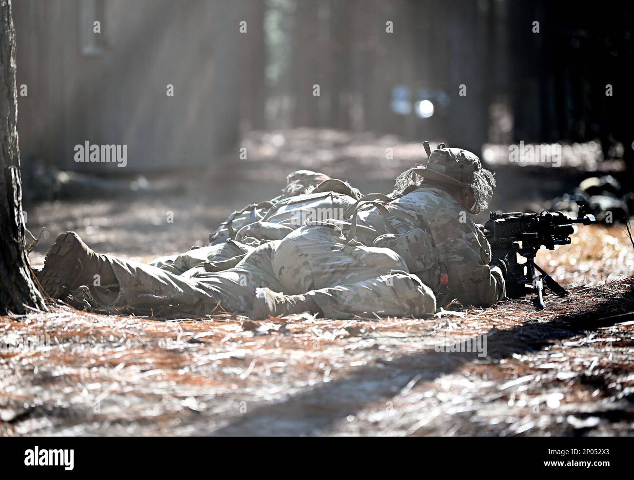 A Soldier assigned to the U.S. Army John F. Kennedy Special Warfare ...