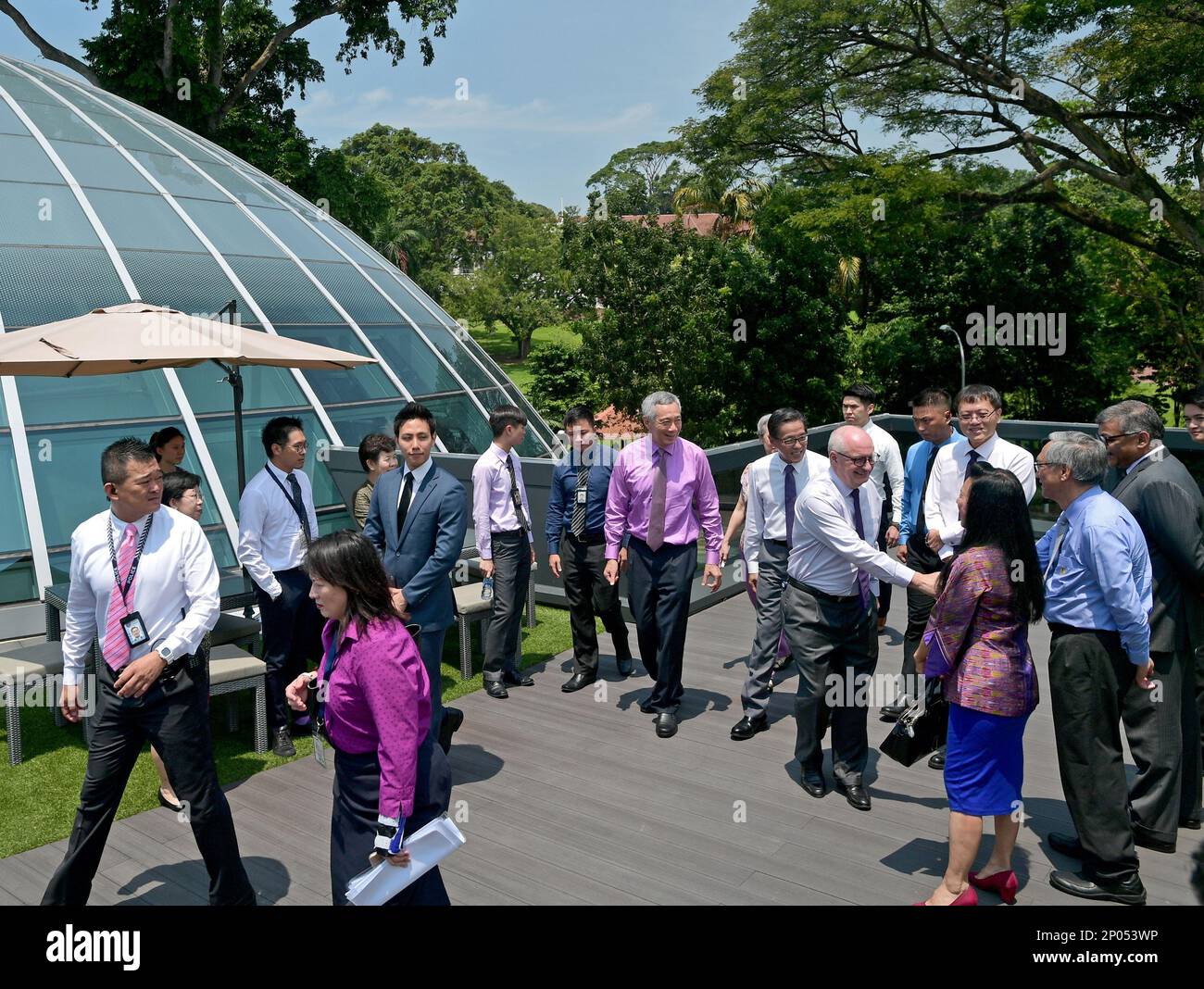 PM Lee Hsien Loong officially opens the SMU School of Law Building ...